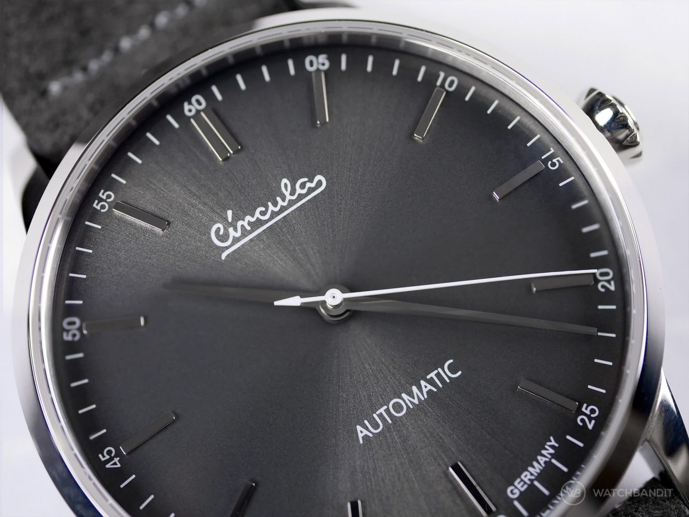 Circula Classic Automatic - Tradition, made in Germany - WATCHBANDIT