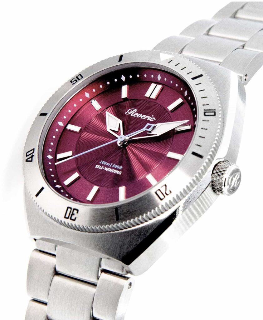 Reverie Diver Dive Bezel Red Watch - WatchBandit