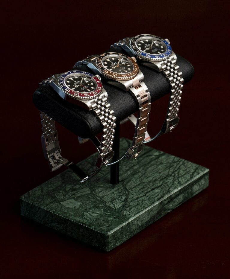 Watch Stands - WATCHBANDIT