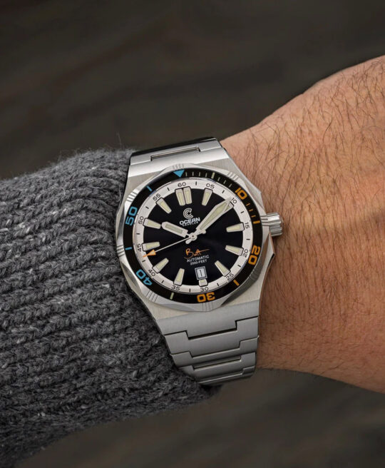 Ocean Crawler Bolt Black Watch - WatchBandit